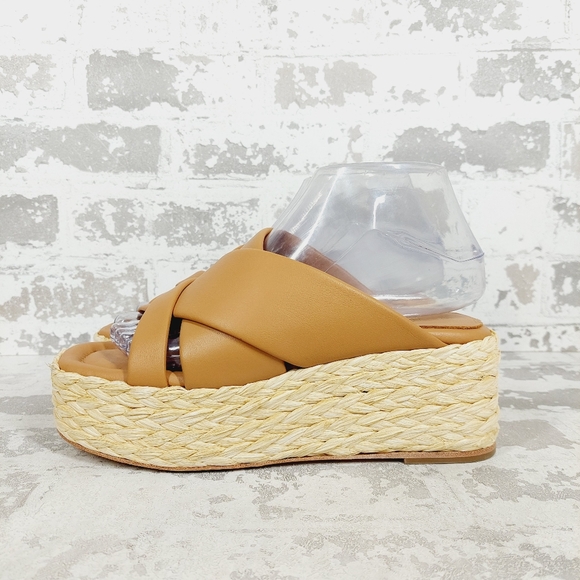 Andre Assous | Shoes | New Andre Assous Calesa Leather Slipon Flatform ...